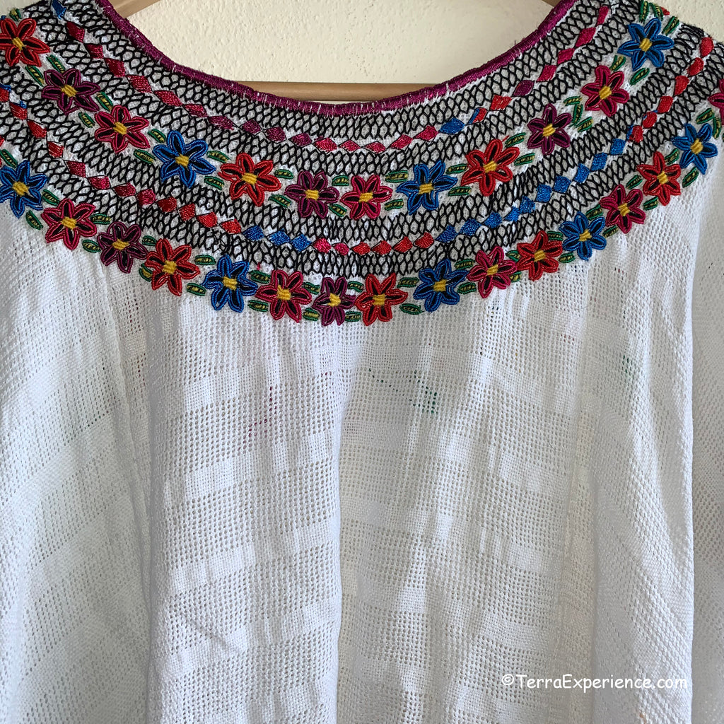 Huipil - Coban, Verapaz Guatemala, Woman's H_CO_18D – Terra Experience ...